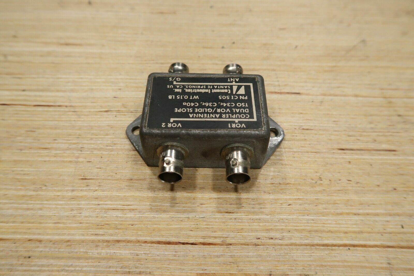 Comant / Beechcraft B58 Baron Dual VOR / Glidescope Antenna Coupler CI ...