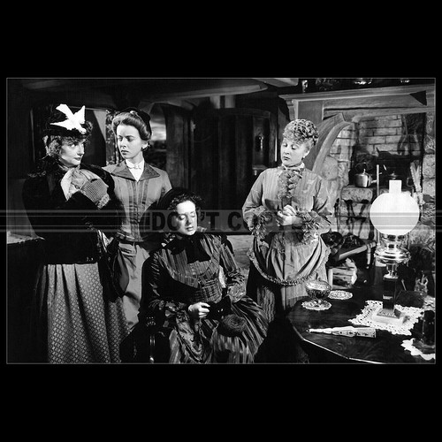 Photo F.020682 EDITH BARRETT IDA LUPINO ELSA LANCHESTER (LADIES IN ...
