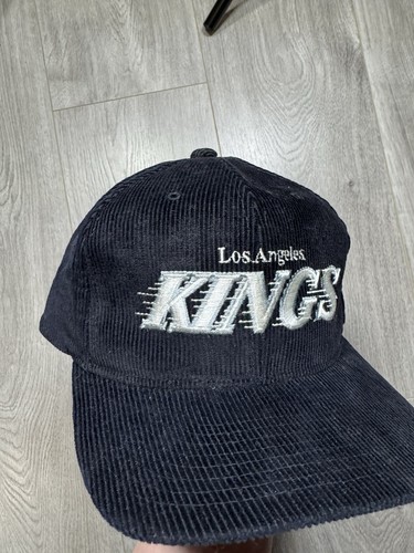 Vintage Los Angeles Kings NHL Motion Script Logo Corduroy Starter ...