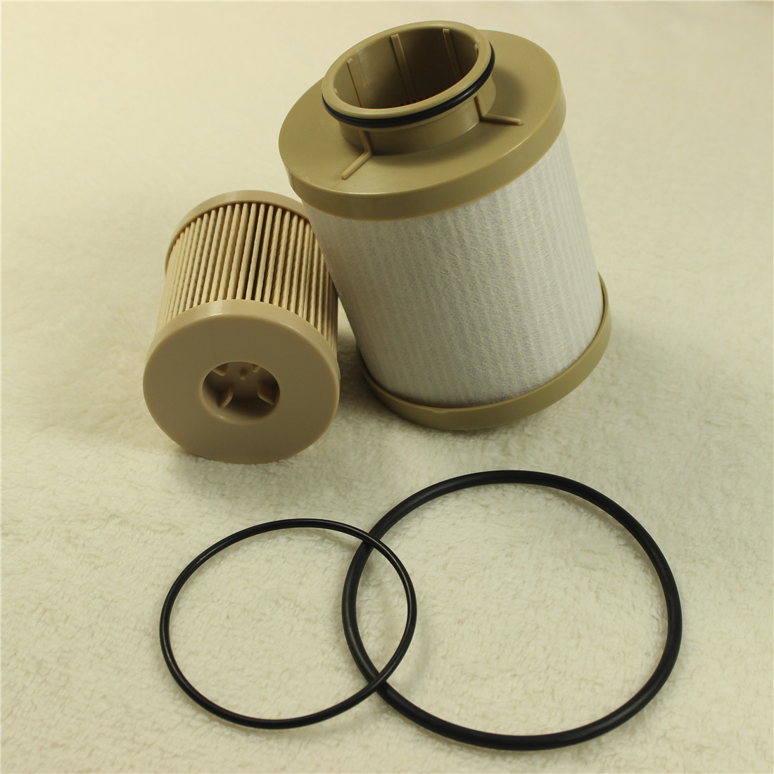 FIT For Ford Fuel Filter Diesel 6.0 F250 F350 F450 Powerstroke FD4604 ...
