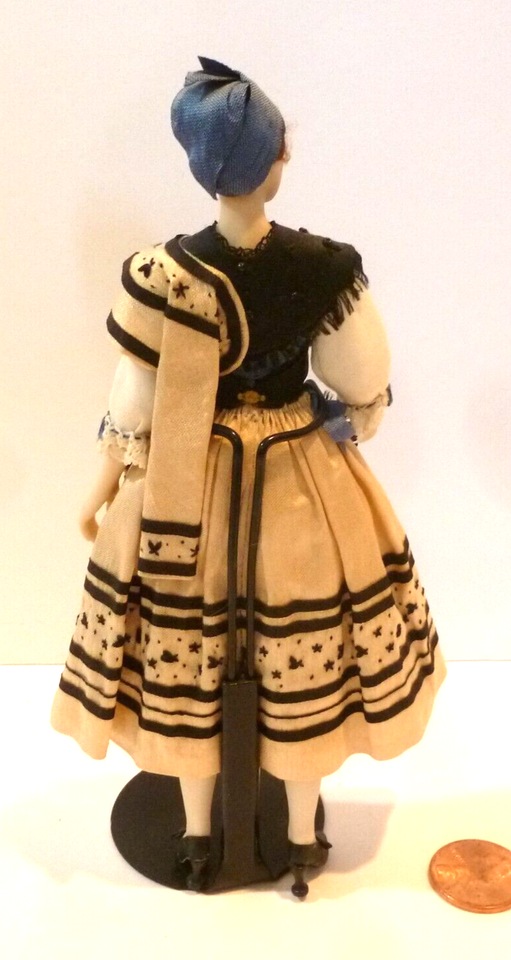 MARIA JOSE SANTOS DOLLHOUSE MINIATURE LADY DOLL BY Carabosse Dolls ...