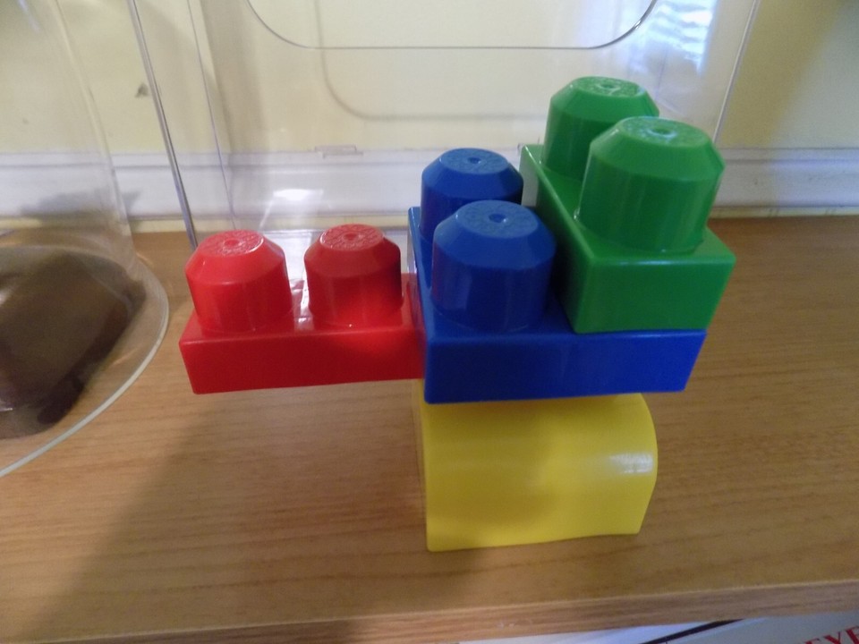 MEGA BLOKS 8468 80 Piece building blocks with 10 play ideas. | eBay