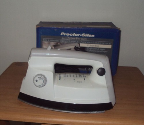 Proctor Silex Steam Iron I1600 vintage VGC w/box & manual | eBay