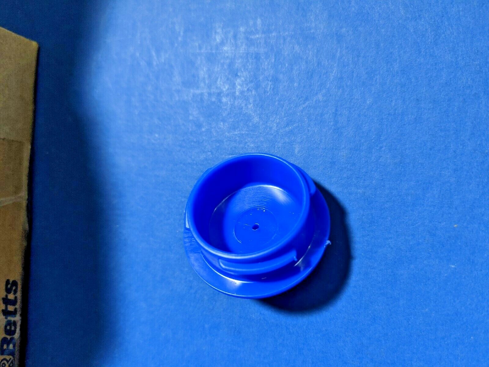 Thomas & Betts 1 Inch TC 1472 Non-Metallic Push Penny Plug (50 pcs ...