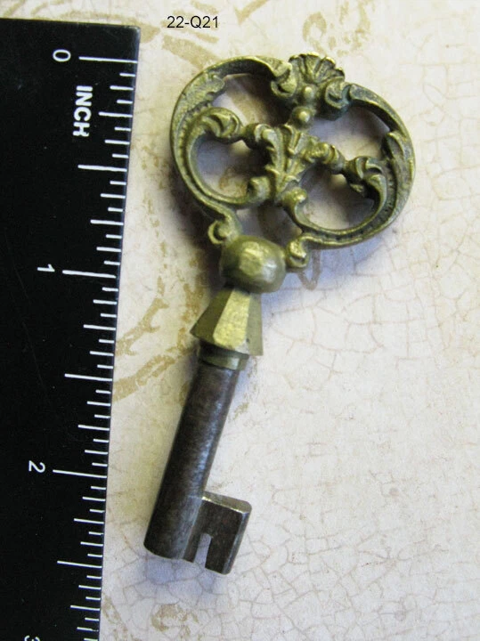 Fancy Old Keys