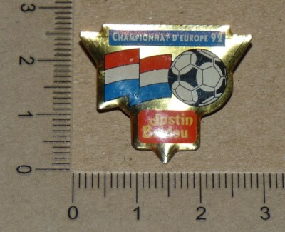 PIN'S JUSTIN BRIDOU FOOTBALL NEDERLAND PAYS-BAS EURO 92 CHAMPIONNAT ...
