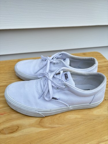 Vans Old Skool Low Top Skateboarding Shoes Triple White 721356 Women’s ...