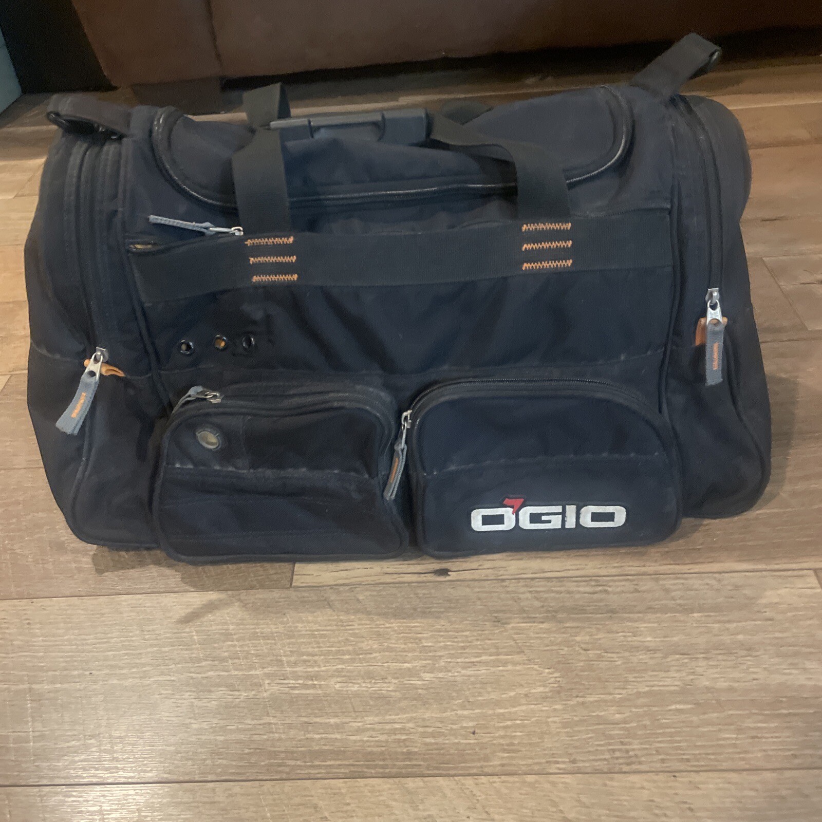 Ogio Black Embroidered Medium Size Duffel Bag Gym Travel Overnite ...