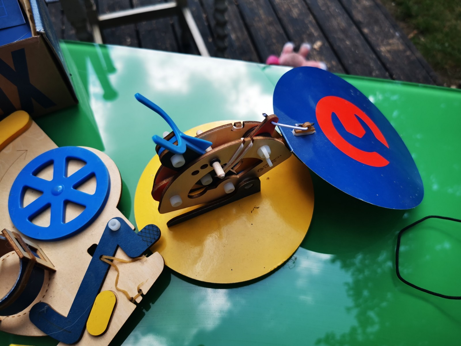 Mark Rober Crunch labs Engineering Kits Already Made Up With Spares Box ...