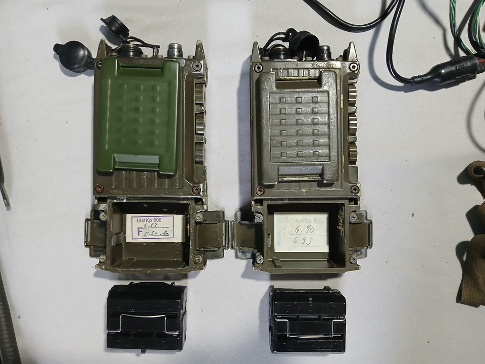 German Army SEM-52A Bundeswehr Radio Sets Lot Pair VHF PRC Radio ...