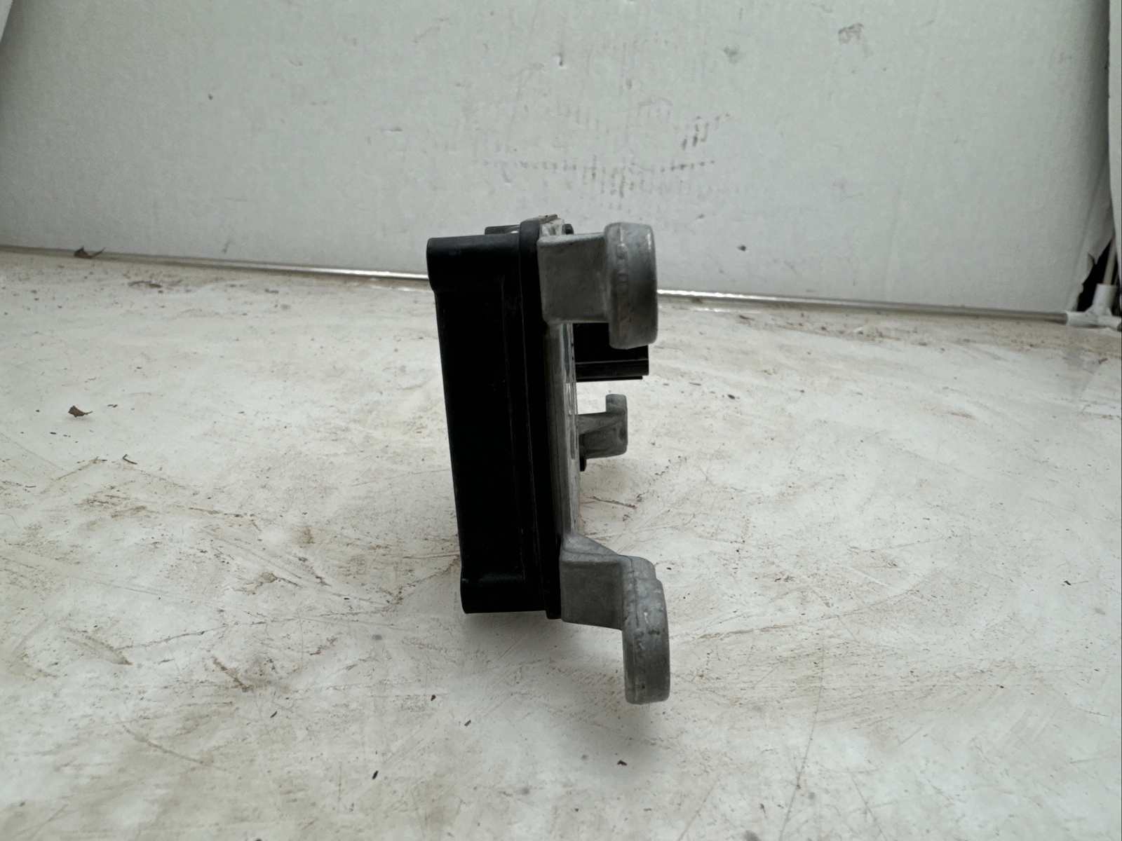 Nissan OEM 2019 Rogue Dynamic Radar Cruise Control Distance Sensor ...