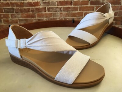 Naturalizer White Linen Indie Closed Back Tailored Sandal 6 New | eBay