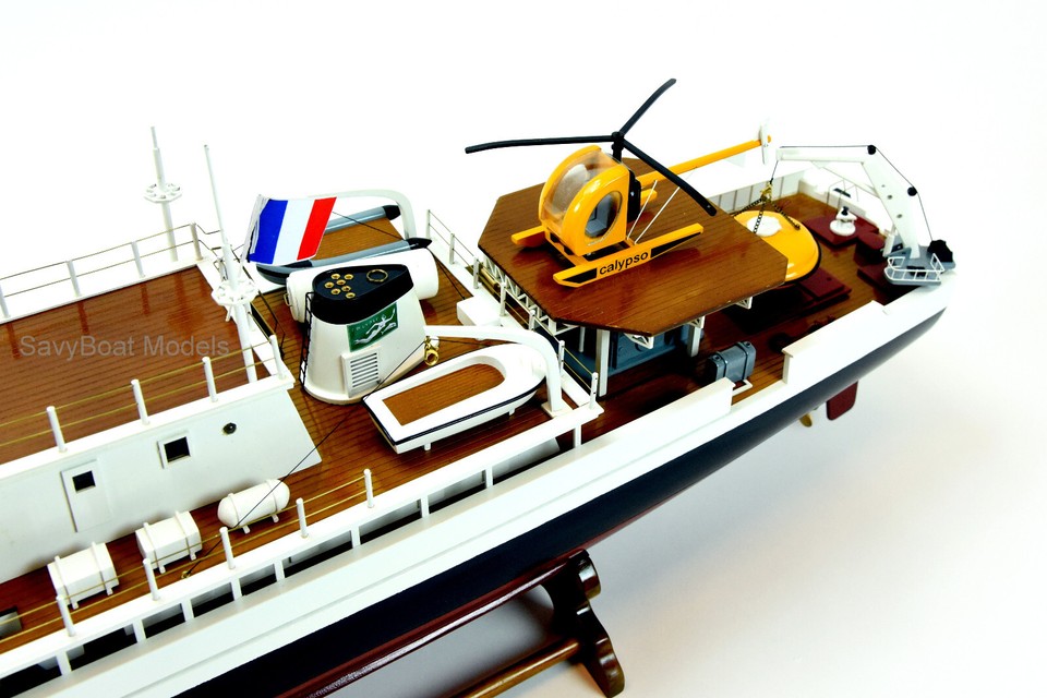 RV Calypso Research Vessel Handmade Wooden Ship Model with lights ...