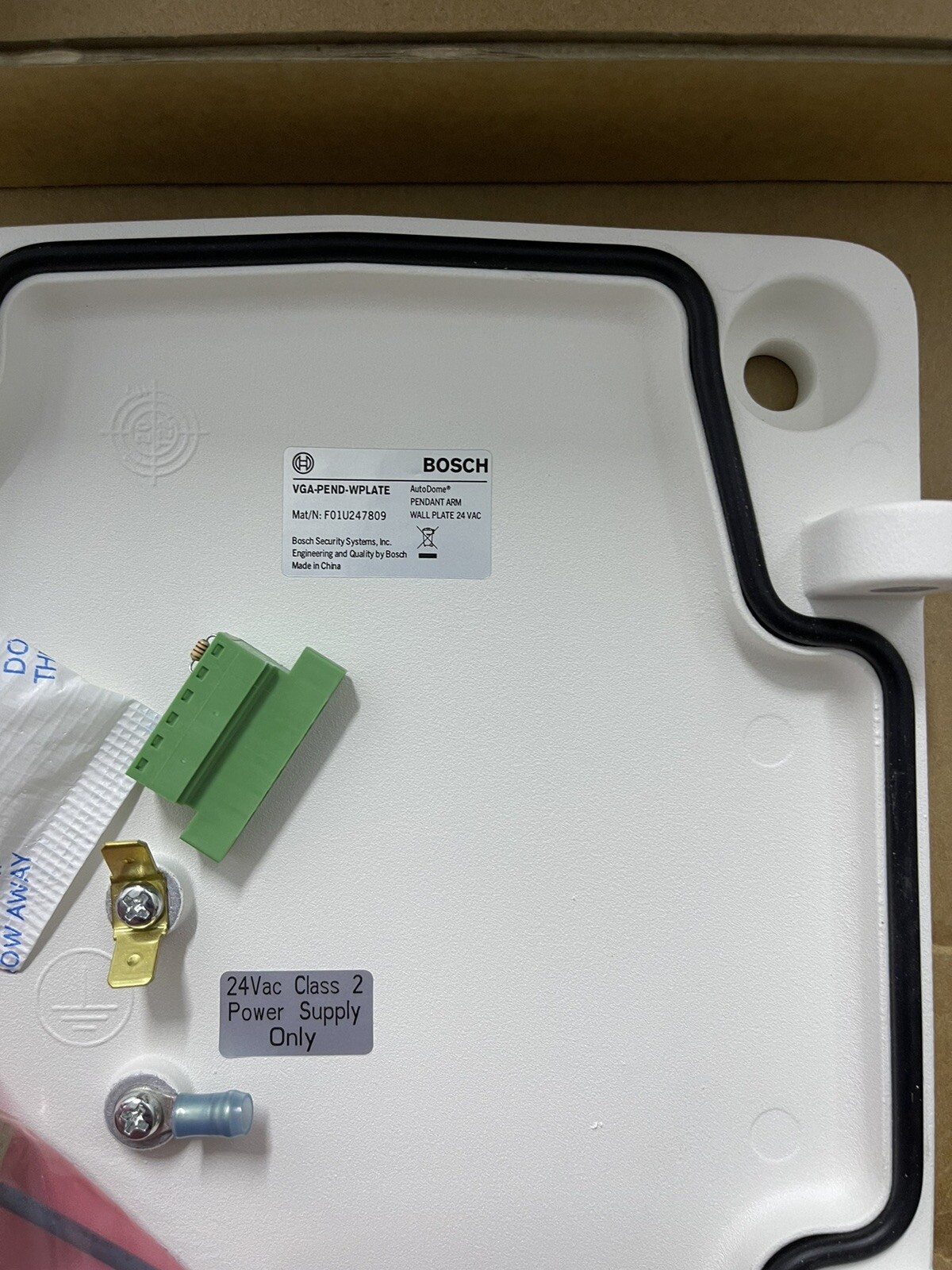 Bosch VGA-PEND-WPLATE AutoDome Pendant Arm Wall Plate 24VAC for sale ...