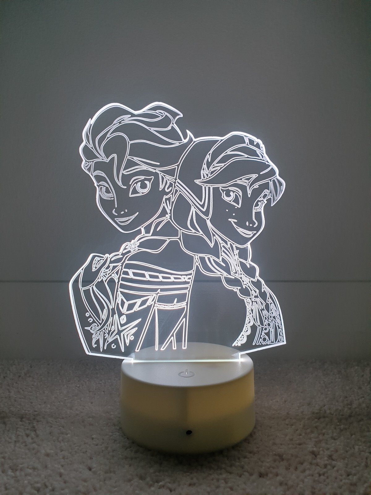 Elsa & Anna Frozen 3D LED Illusion Acrylic Lamp | eBay