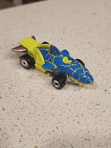Vintage 1986 Hot Wheels Shark Cruiser Sharkruiser Blue Yellow Diecast ...