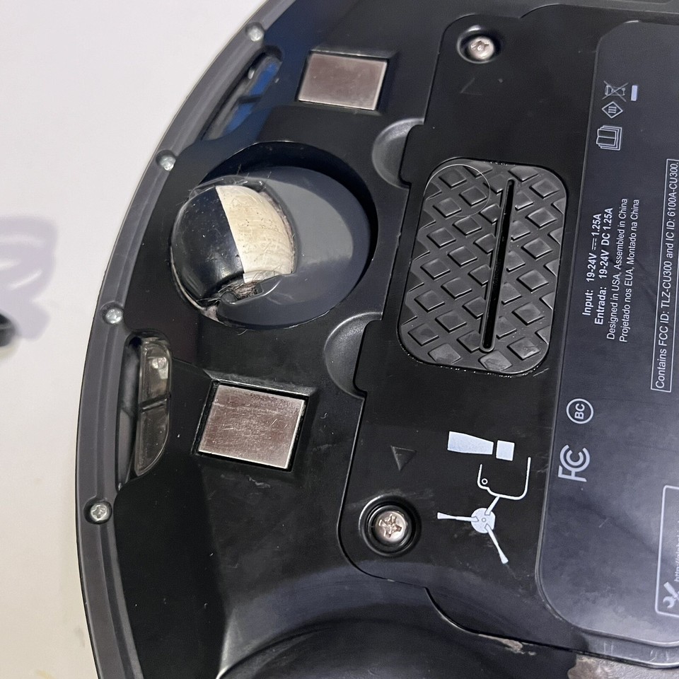 iRobot Roomba 890 robot vacuum WiFi Enabled With Charger Tested FAST ...