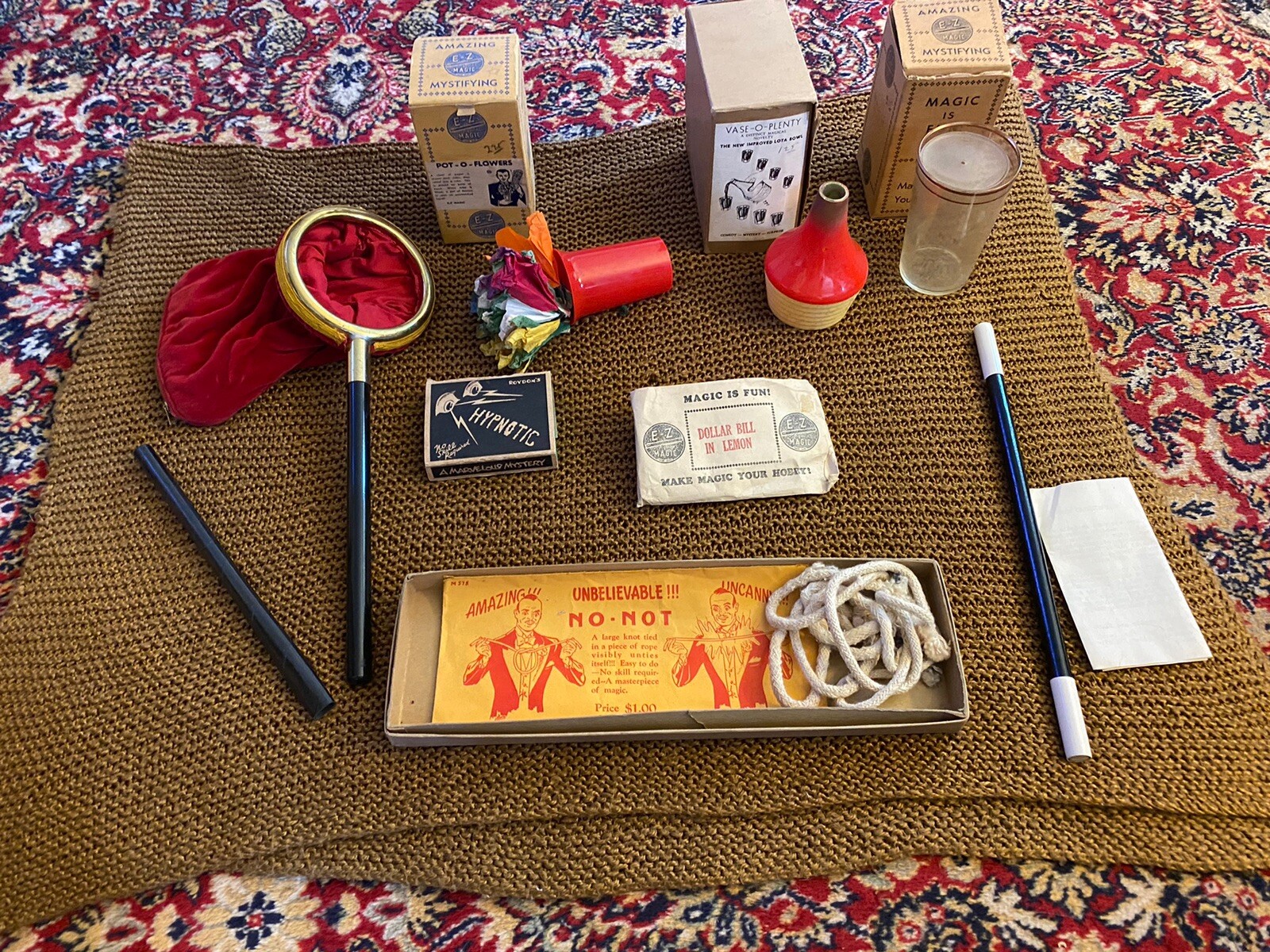 Vintage Lot of 1940-50s Magic Tricks | eBay