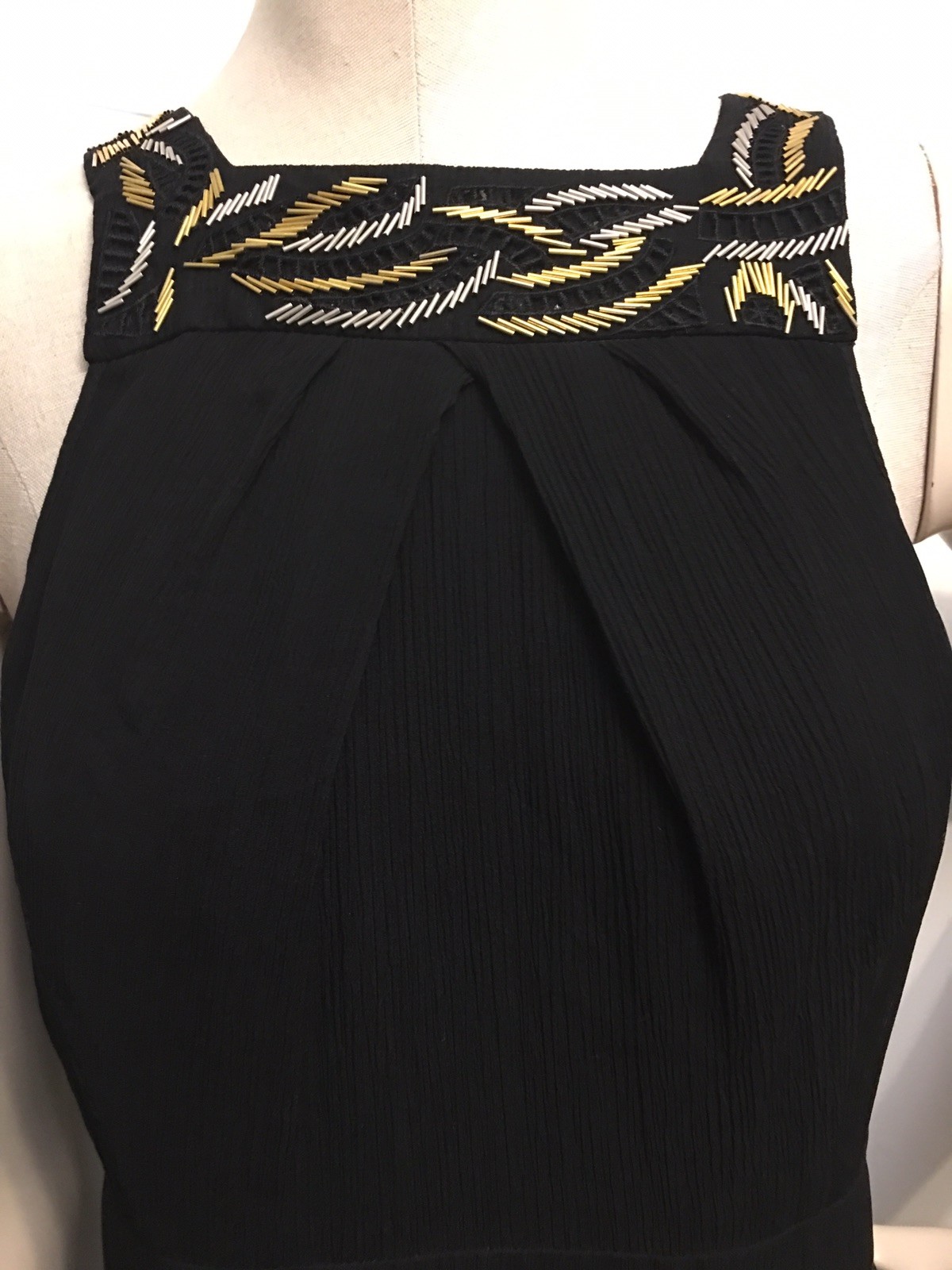 Beth Bowley Black Embellished Neckline SZ 6 Dress | eBay