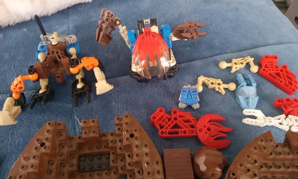 LEGO LOT Vintage Pirate Ship Bionicle Figures Huge Mix | eBay