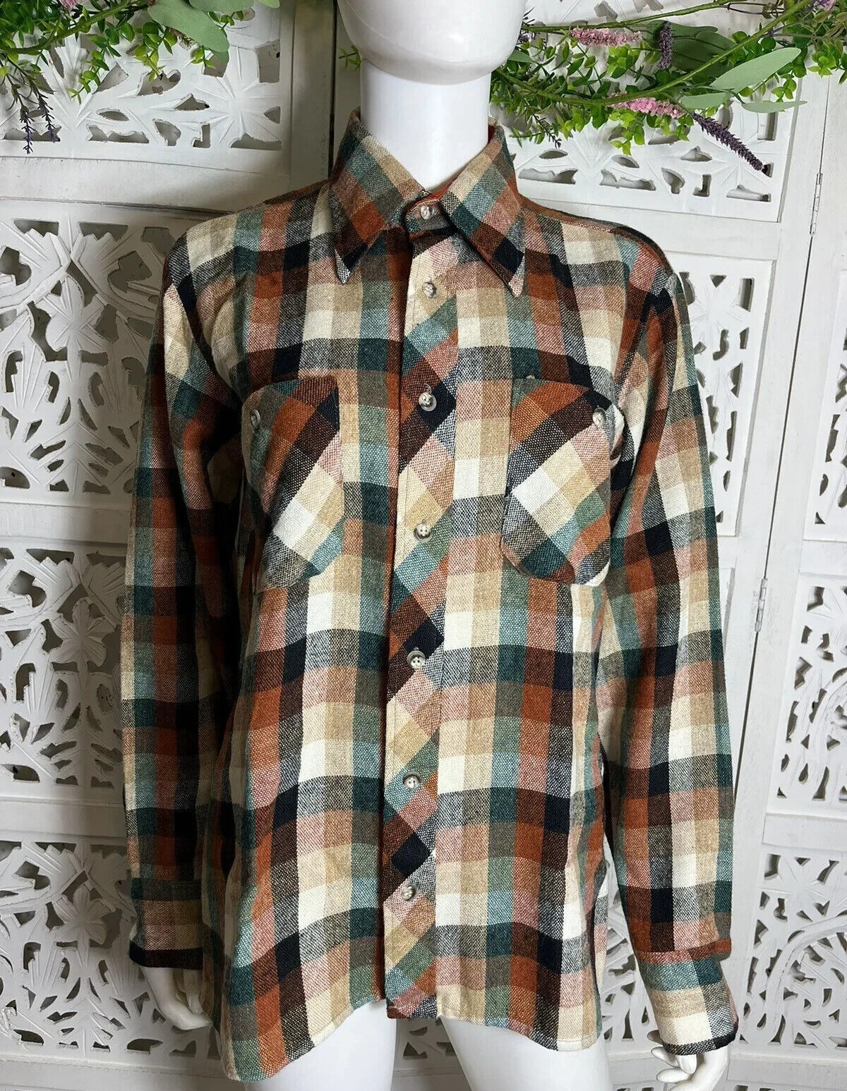 Vintage Golden Vee Plaid Flannel Acrylic Button-Up Ad… - Gem