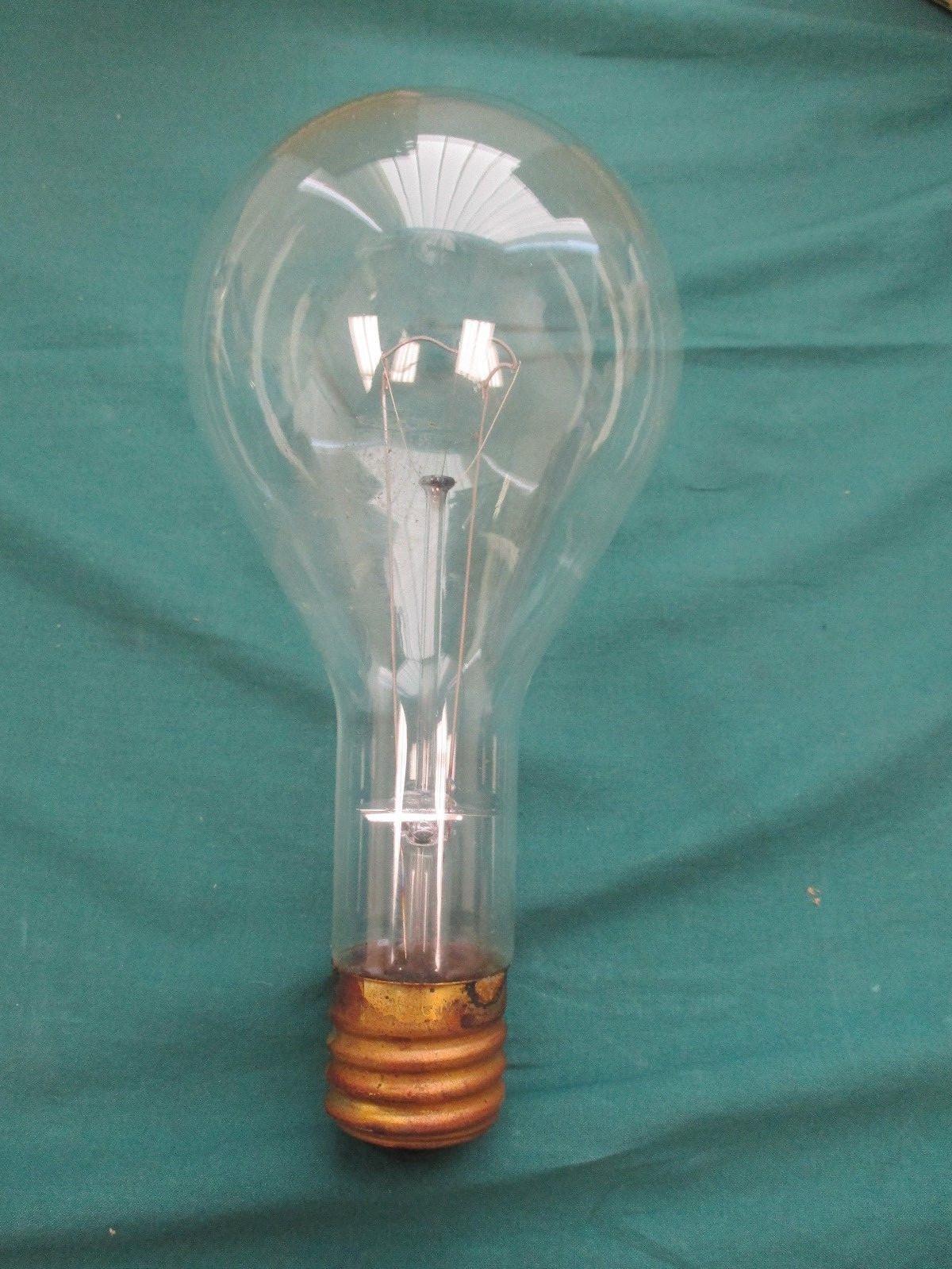 Sylvania Street Light Bulbs | Shelly Lighting