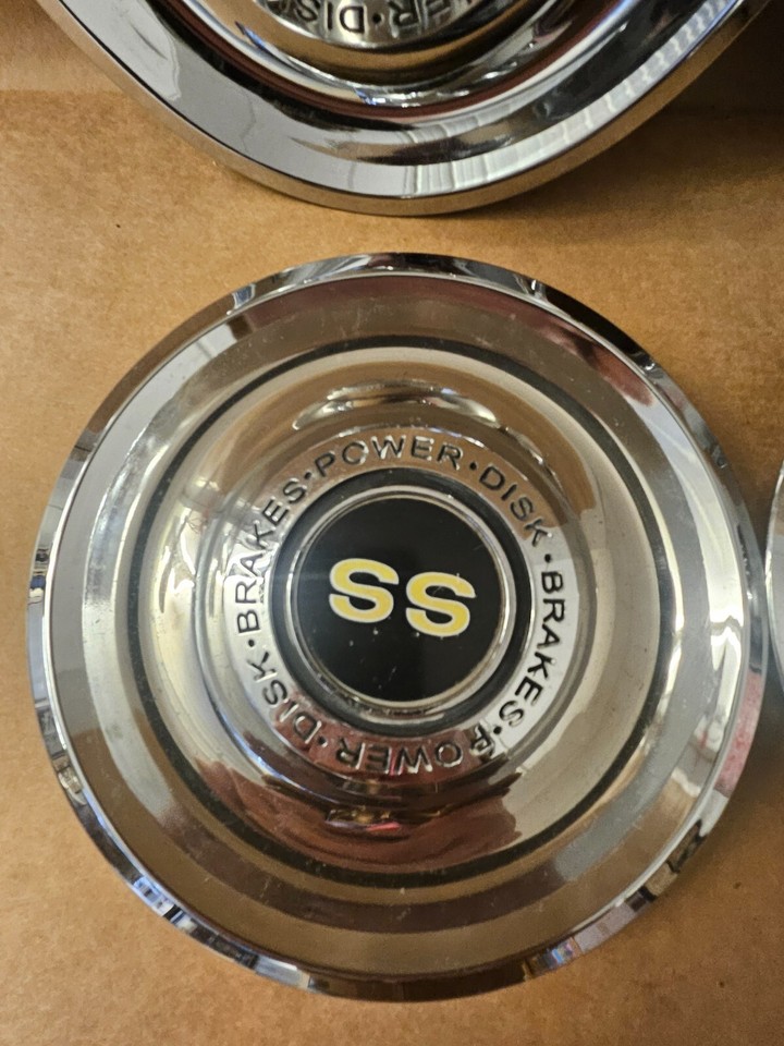 Vintage USED GM/CHEVY CAMARO CHEVELLE NOVA SS RALLY WHEEL CENTER CAPS ...