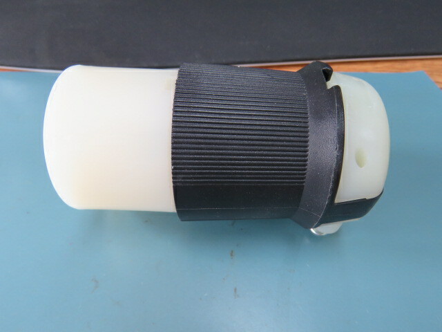 Hubbell HBL2513 Qty of 1 per Lot Connector | eBay