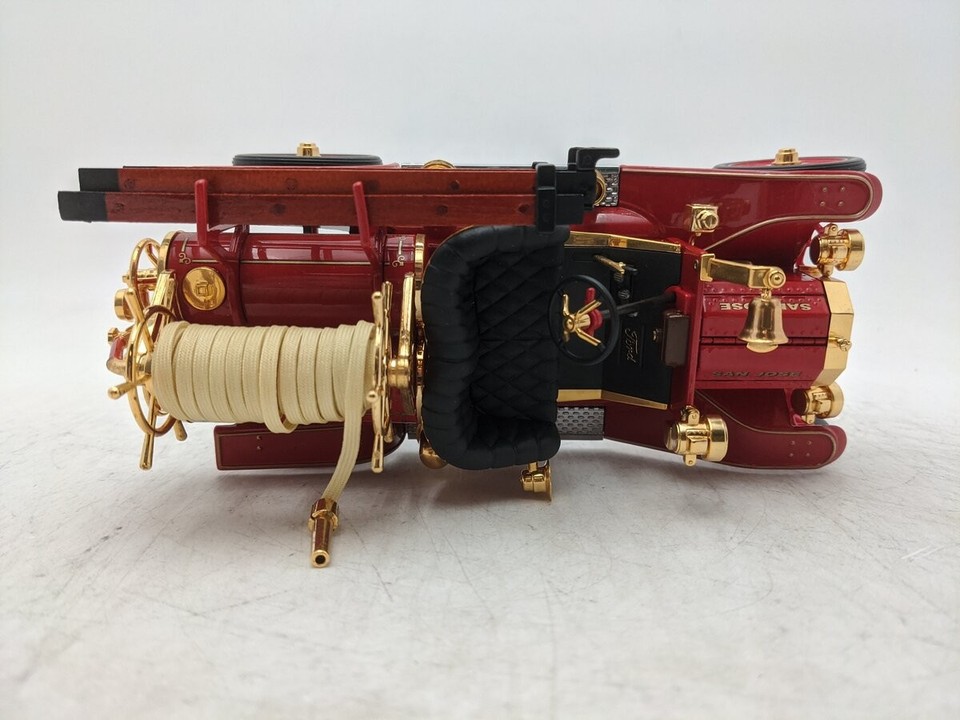 Road Signature 1:18 1914 Ford Model T Fire Engine EX | eBay