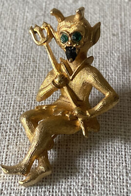 Vintage Ultra Devil With Pitch Fork Pin Brooch Gold Tone green emerald ...