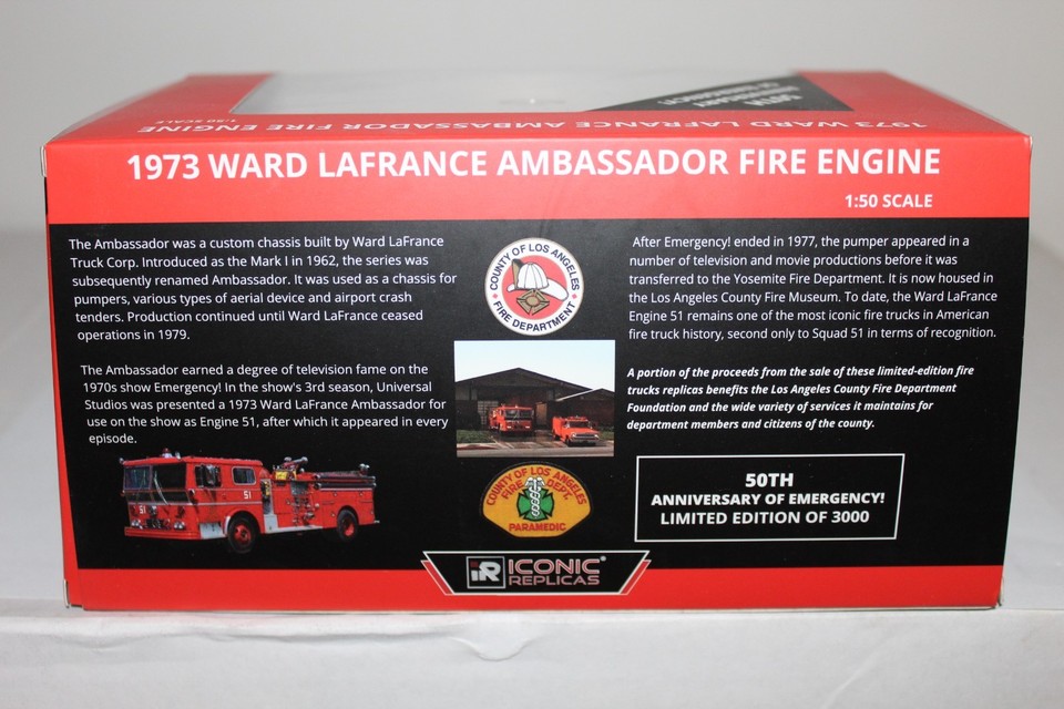 ICONIC REPLICAS Emergency Fire Engine 51 1973 Ward Lafrance & 1965 ...