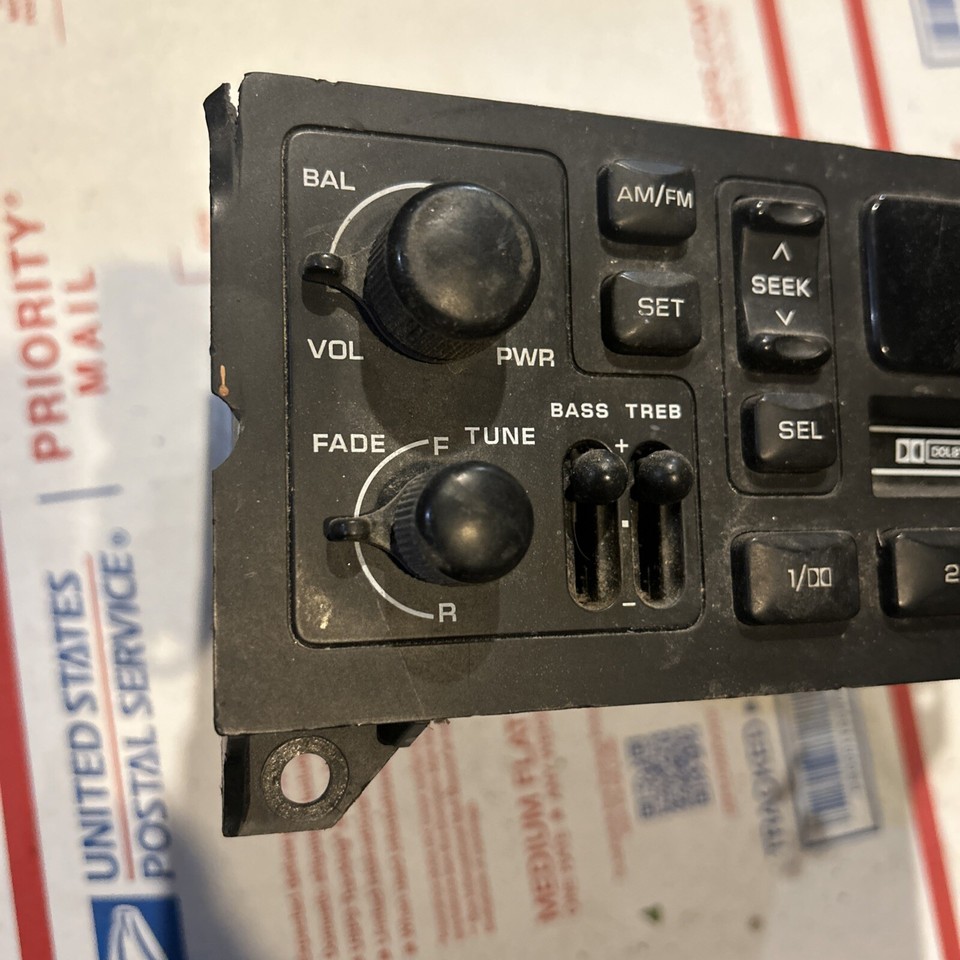 Chrysler Dodge Ram Jeep AM/FM Factory Radio w/ Cassette Player ...