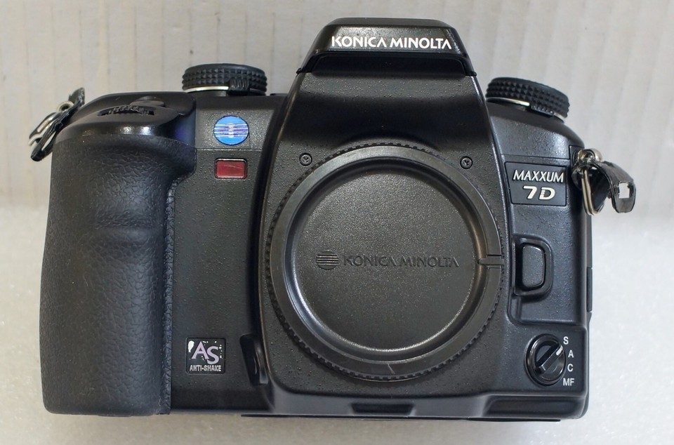 Minolta Konica Maxxum 7D Digital SLR Camera Body Only | eBay