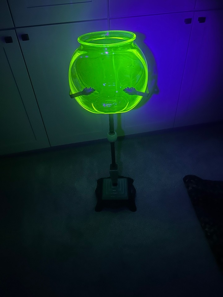 Antique Art Deco Uranium Glass Fish Bowl w/ Jadeite Cast Iron Stand | eBay