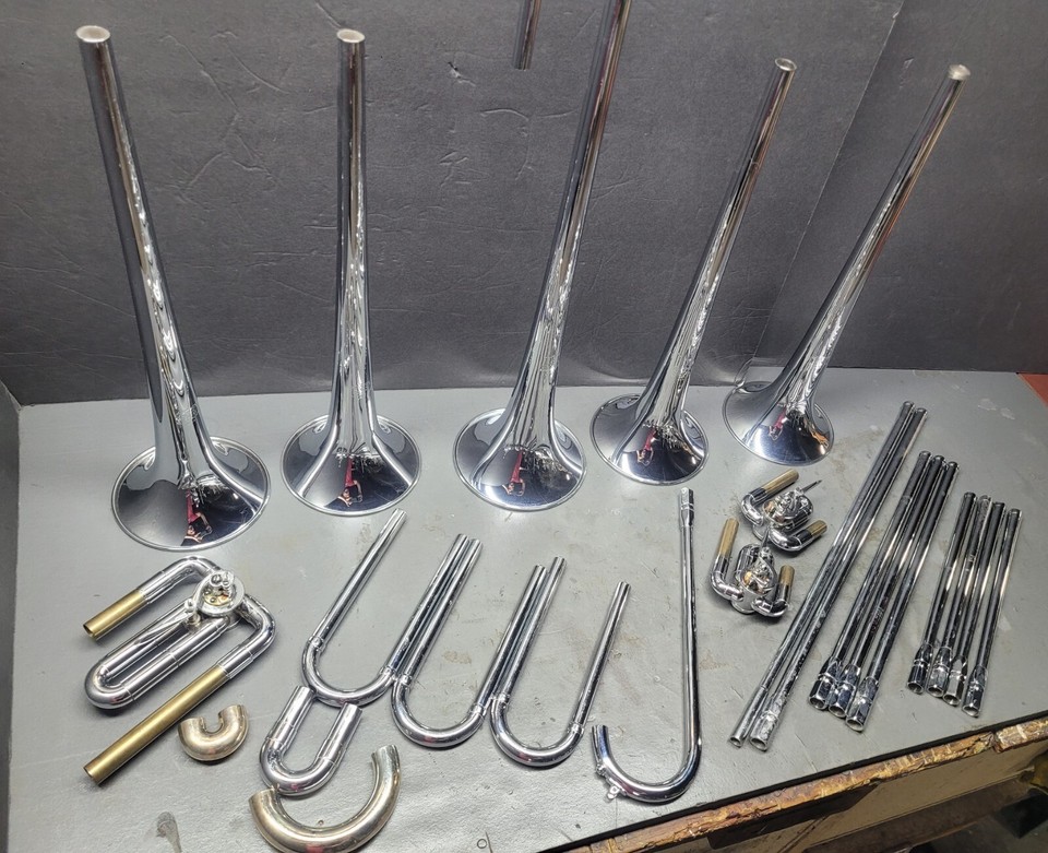 Vintage Drum Corp Getzen Soprano ,Baritone Bugle Part's, Bells ...