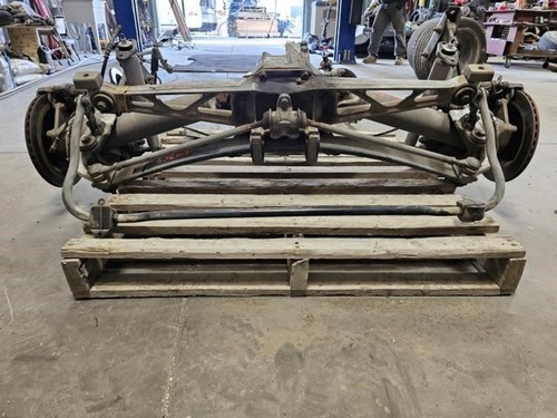 USED 90 CORVETTE REAR SUSPENSION MANUAL TYPE 3.33 LSlip Complete ...