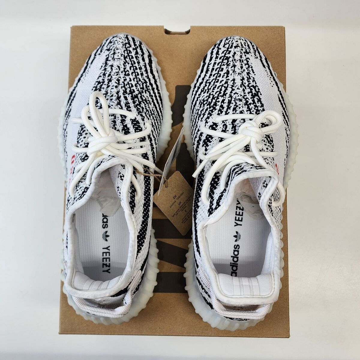 adidas Yeezy Boost 350 V2 Zebra 2022 Ye US Men's Size 9 New adidas Yeezy Boost 350 V2 Zebra 2022 Ye US Men's Size 9 New