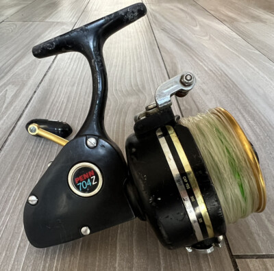 Spinning Reels - Vintage Penn 704