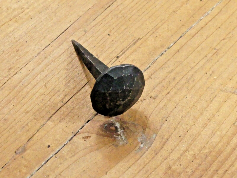 25 DECORATIVE NAILS CLAVOS HAND FORGED MEDIEVAL TACKS 1 1/8" BLACK ...
