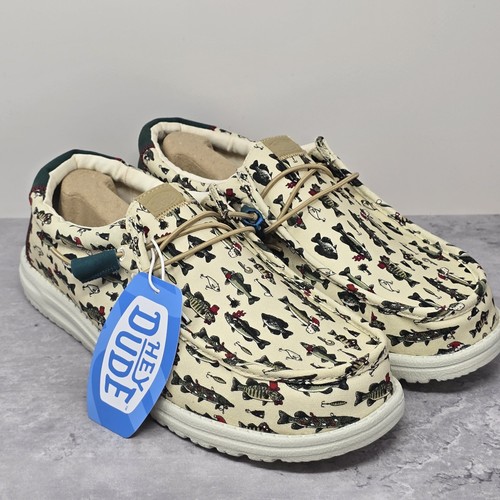 hey dude men's wally fish lure Merry Fishmas shoes Natural Size 13 | eBay