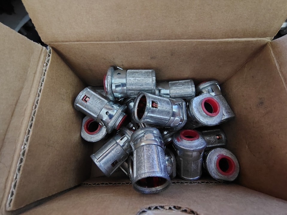 21 - Arlington 40RAST Snap-2-It Retrofit Connector 1/2" KO New | eBay