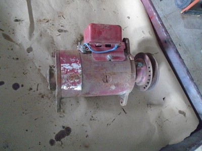 IH FARMALL H M TRACTOR 6 VOLT GENERATOR #2403 | eBay