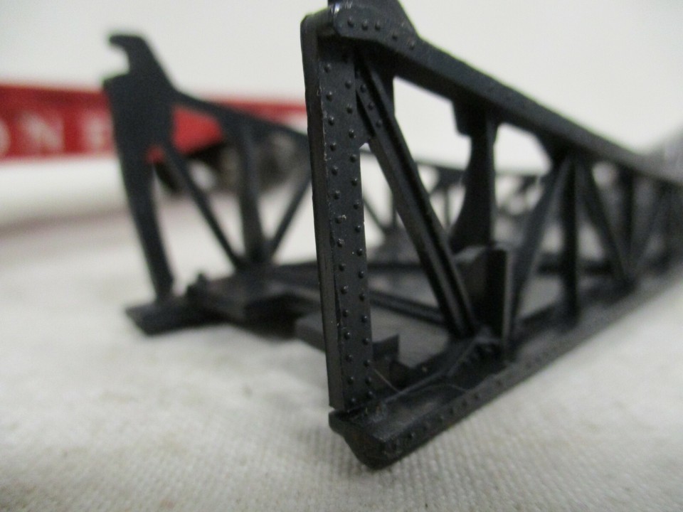 Lionel 6825 Trestle Bridge Flat Car Postwar Model Railway Freight Train ...