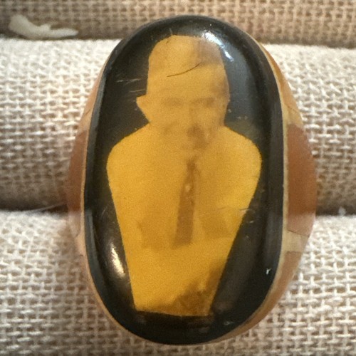 VINTAGE ART DECO CELLULOID BAKELITE MOURNING PRISON PHOTO RING | eBay