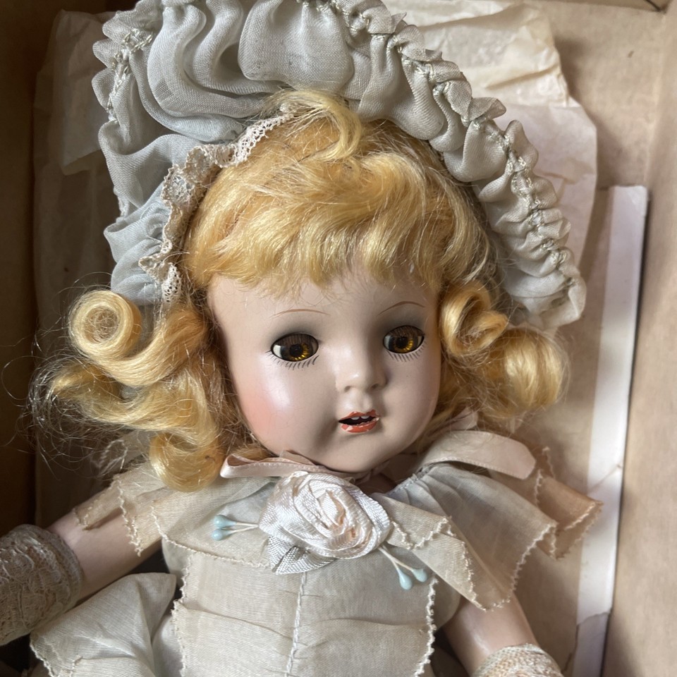 Vintage Madame Alexander Princess Elizabeth Doll 15" Tall Antique ...