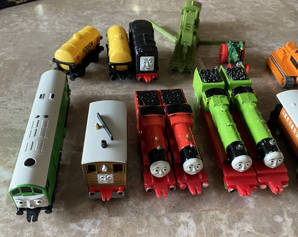 Limited 1985 VINTAGE Thomas & Friends ERTL Train set (18 pc.) | eBay