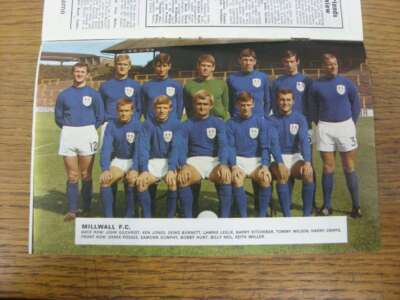 25/11/1967 Football League Review Magazine: No 215 - Team Group Picture ...
