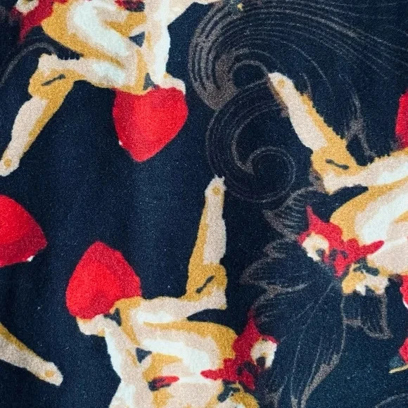 LuLaRoe Black Leggings with Red and Cream Cupid/Angel Valentine’s Day ️ ...