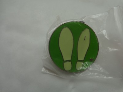 DISNEY WDW 2012 HIDDEN MICKEY GOOFY FOOTPRINTS PIN BADGE | eBay UK