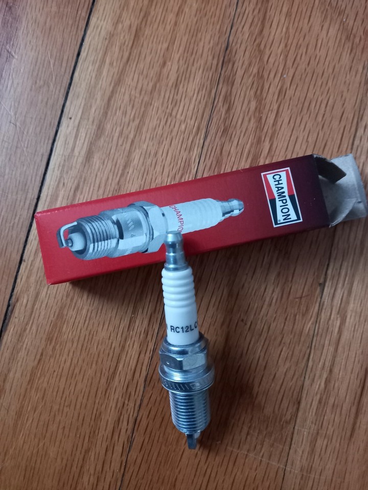 Champion Copper Plus Spark Plugs No.436 RC12LC4 (Pack of 4) | eBay